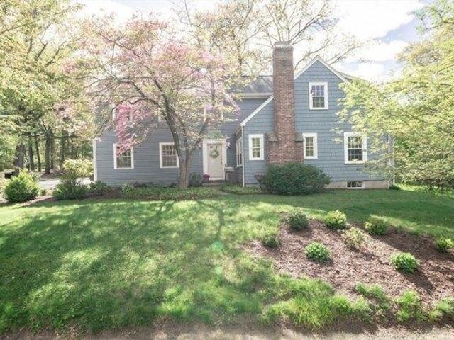 4 bedroom, Natick MA 01760 LS102560586