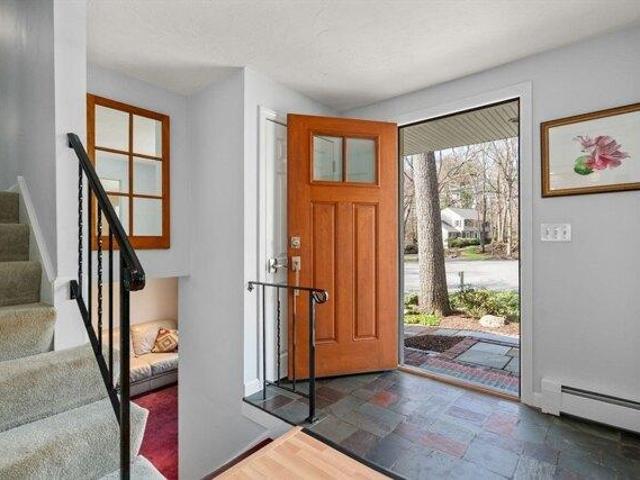 4 bedroom, Natick MA 01760 LS102823067