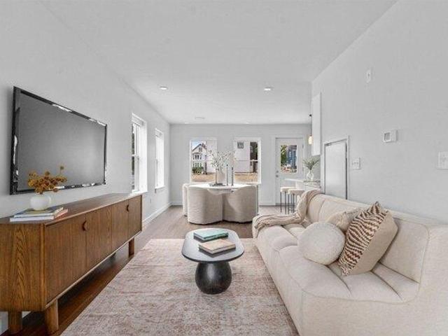 4 bedroom, Natick MA 01760 103662441