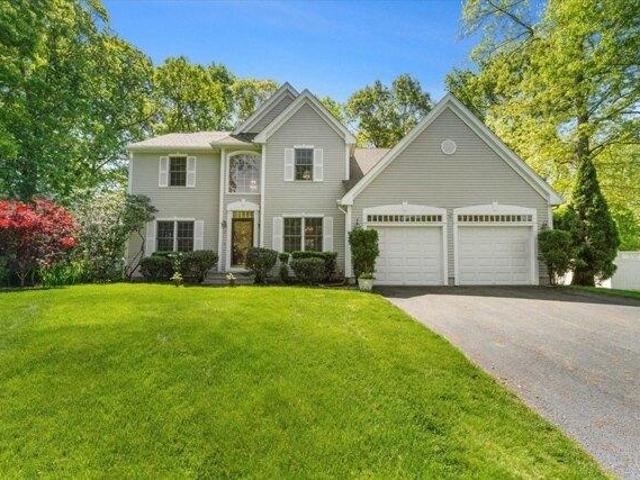 4 bedroom, Natick MA 01760 103886583