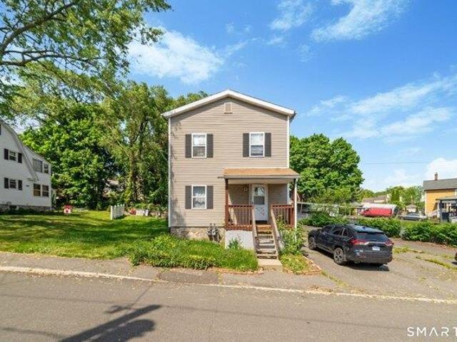 4 bedroom, Naugatuck CT 06770 LS102777358