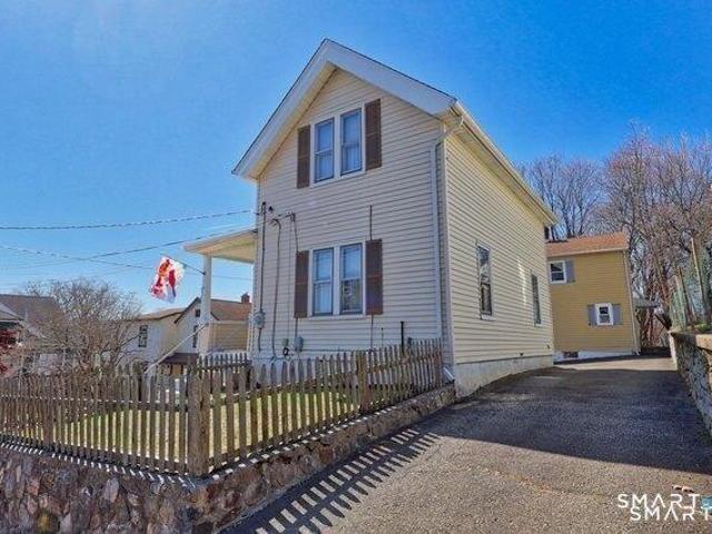 4 bedroom, Naugatuck CT 06770 102777275