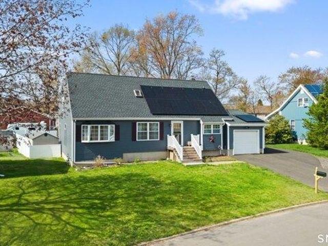 4 bedroom, Naugatuck CT 06770 103070293