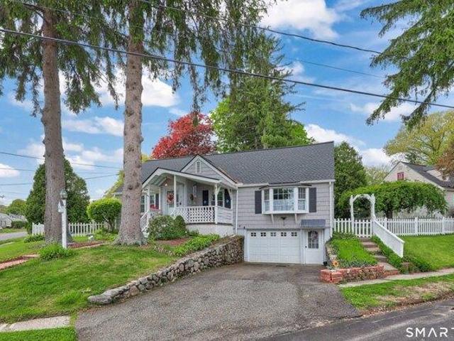 4 bedroom, Naugatuck CT 06770 103434074