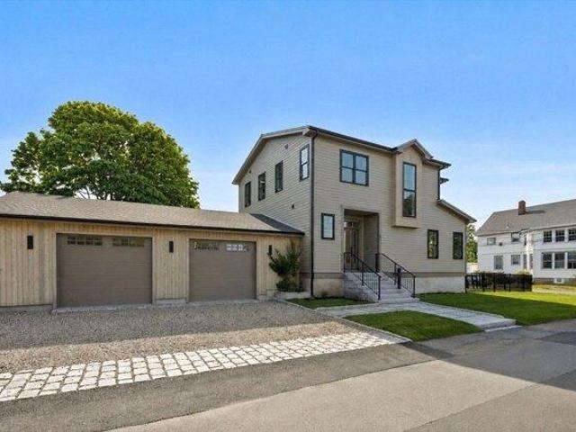 4 bedroom, Nahant MA 01908 102584526
