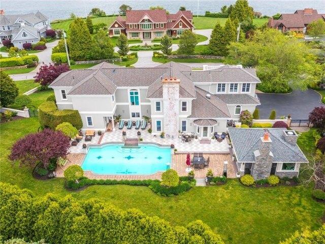 4 bedroom, Narragansett RI 02882 103928280