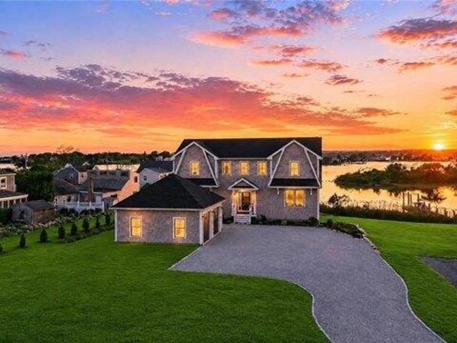 4 bedroom, Narragansett RI 02882 104445335