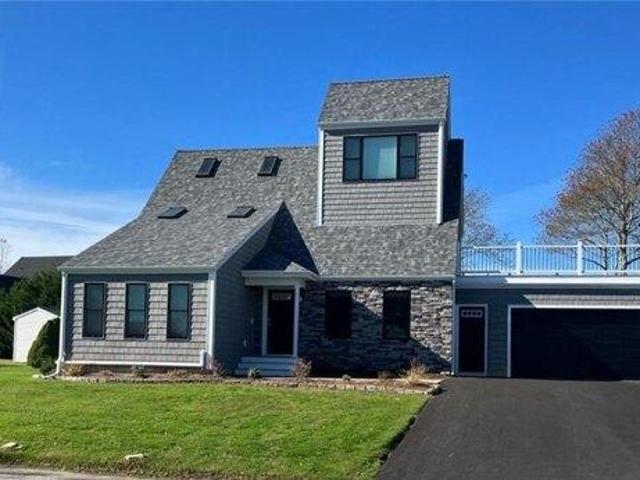 4 bedroom, Narragansett RI 02882 105106652