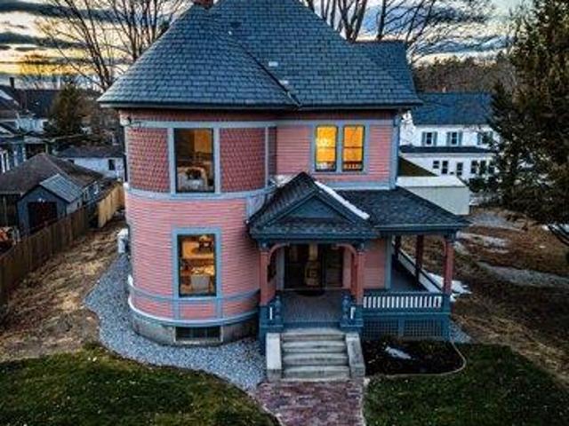 4 bedroom, Nashua NH 03064 LS102823879