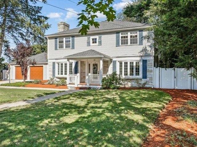 4 bedroom, Nashua NH 03064 105113994