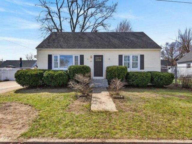 4 bedroom, Nashua NH 03060 102562733