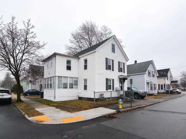4 bedroom, Nashua NH 03060 89527235