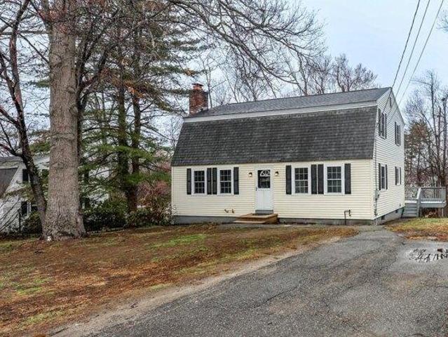 4 bedroom, Nashua NH 03062 102282397