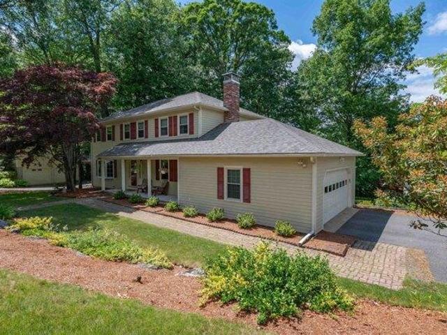 4 bedroom, Nashua NH 03062 103968529