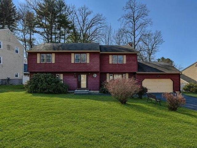 4 bedroom, Nashua NH 03062 104411013