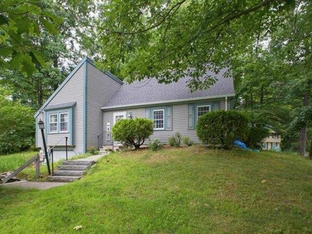 4 bedroom, Nashua NH 03063 105080900