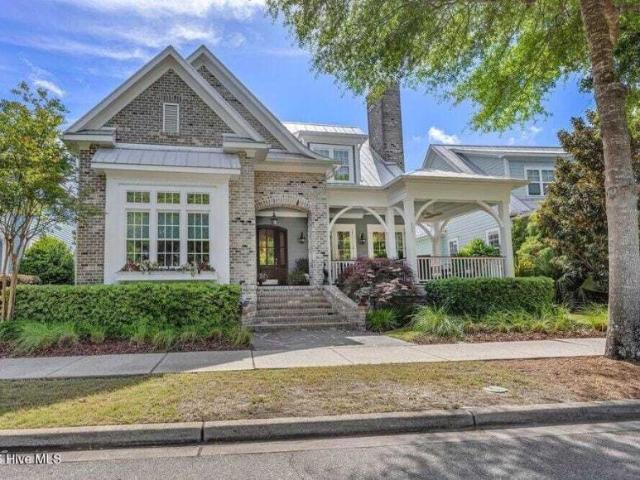 4 bedroom, NC NC 102052880