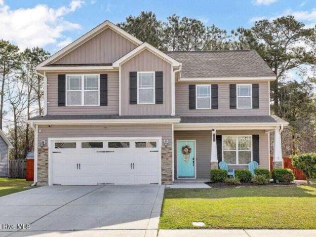 4 bedroom, NC NC 102052897