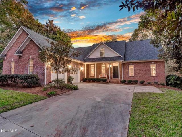 4 bedroom, NC NC 102520707