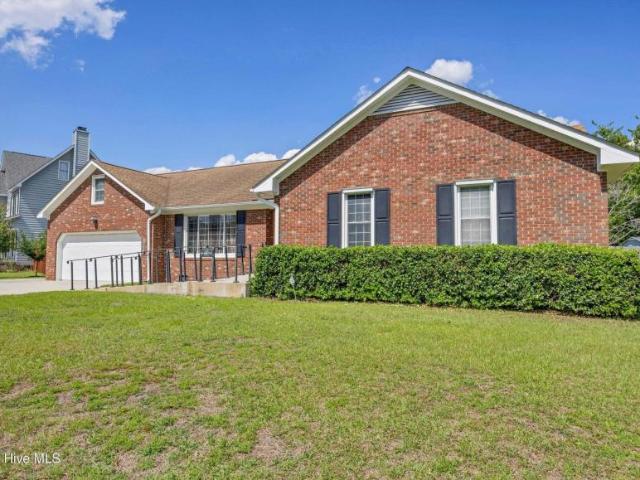 4 bedroom, NC NC 102520714