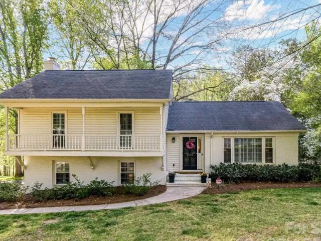 4 bedroom, NC NC 28210 102339337
