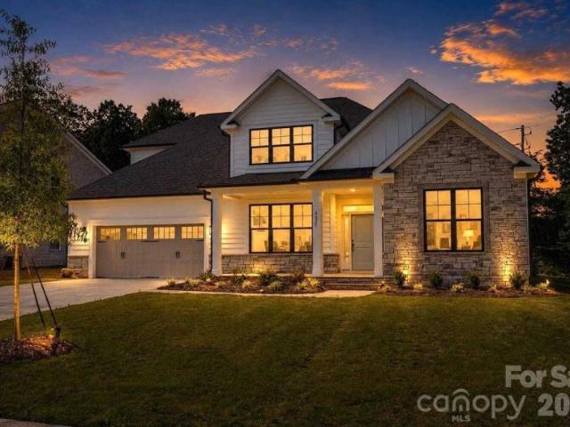 4 bedroom, NC NC 28227 102434983