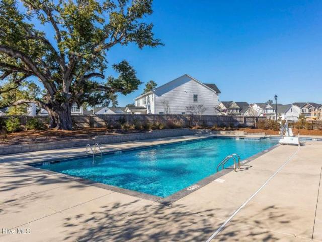 4 bedroom, NC NC LS101368213