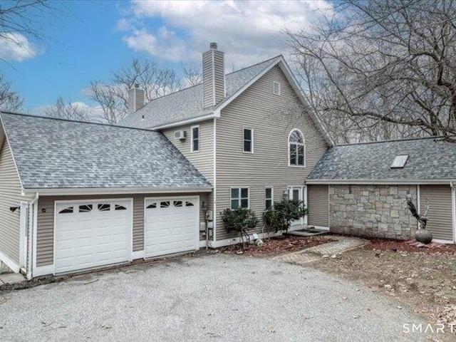 4 bedroom, New Milford CT 06776 105159753