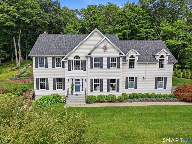 4 bedroom, New Milford CT 06776 105159871