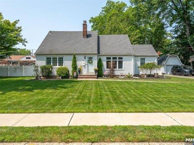4 bedroom, New Milford NJ 07646 104851924