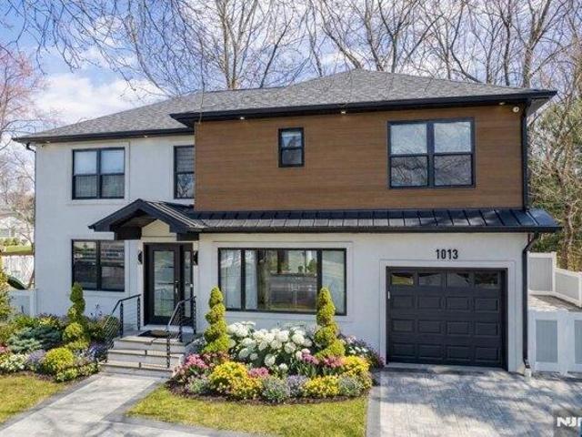 4 bedroom, New Milford NJ 07646 102584396