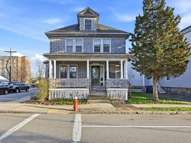 4 bedroom, New Bedford MA 02740 104609171
