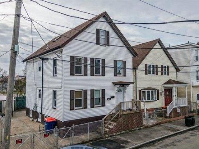 4 bedroom, New Bedford MA 02744 104478165
