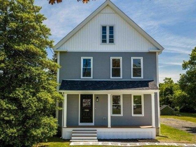 4 bedroom, New Bedford MA 02745 105140346