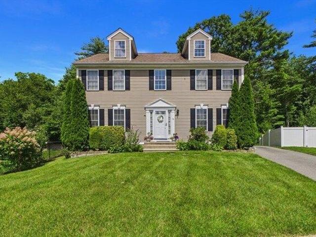 4 bedroom, New Bedford MA 02745 105157246