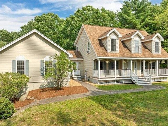4 bedroom, New Boston NH 03070 104480290