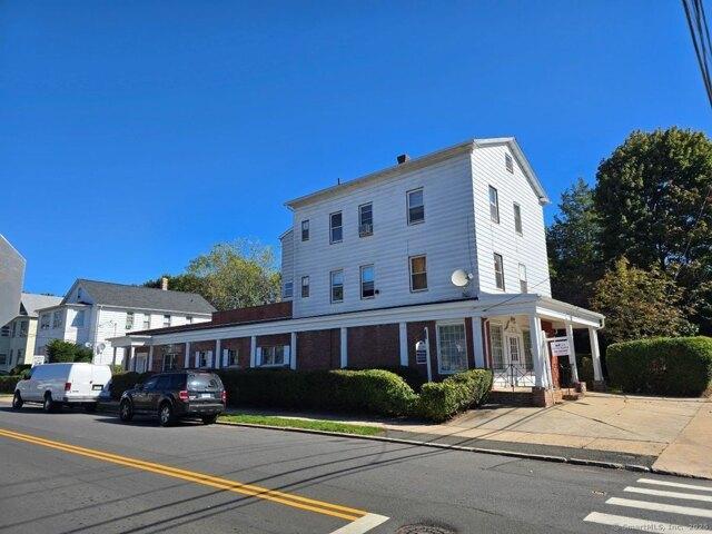 4 bedroom, New Britain CT 06053 104479109