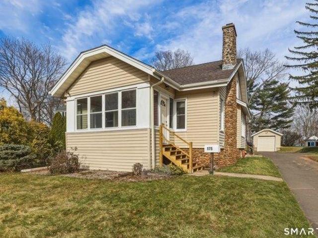 4 bedroom, New Britain CT 06053 102723833