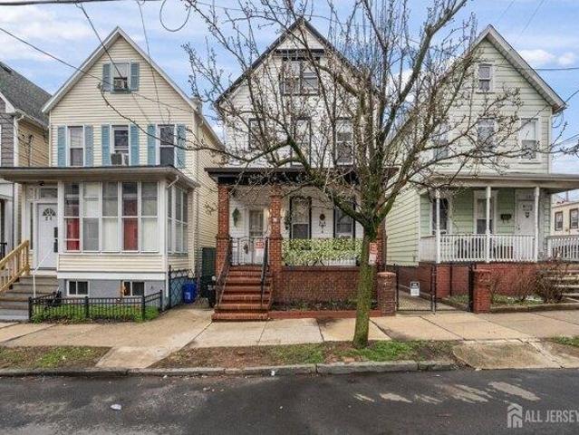 4 bedroom, New Brunswick NJ 08901 LS102779276