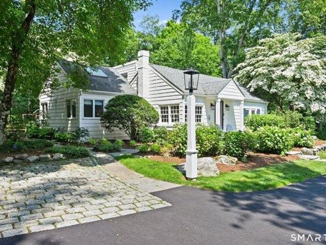 4 bedroom, New Canaan CT 06840 102316640