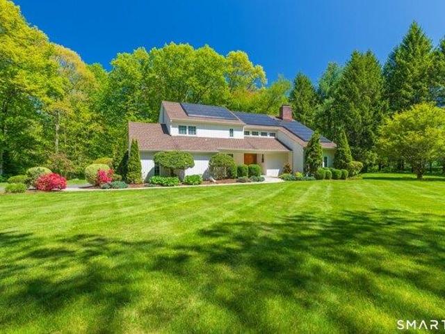 4 bedroom, New Canaan CT 06840 104153360