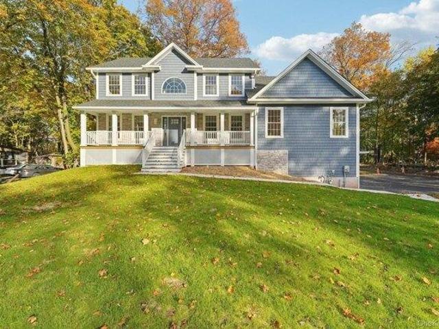 4 bedroom, New City NY 10956 102281946