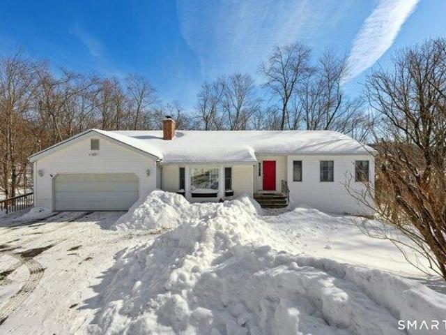 4 bedroom, New Fairfield CT 06812 101746811