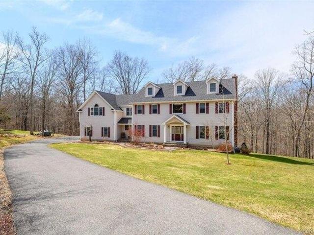 4 bedroom, New Fairfield CT 06812 102478558