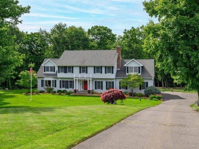 4 bedroom, New Fairfield CT 06812 104757826
