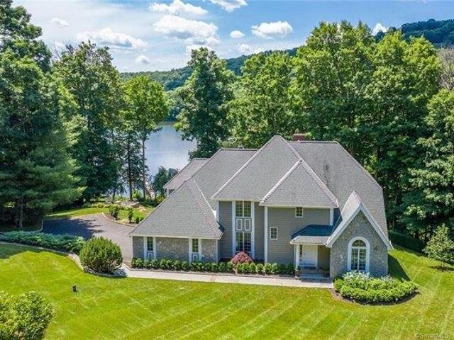 4 bedroom, New Fairfield CT 06812 LS103100512