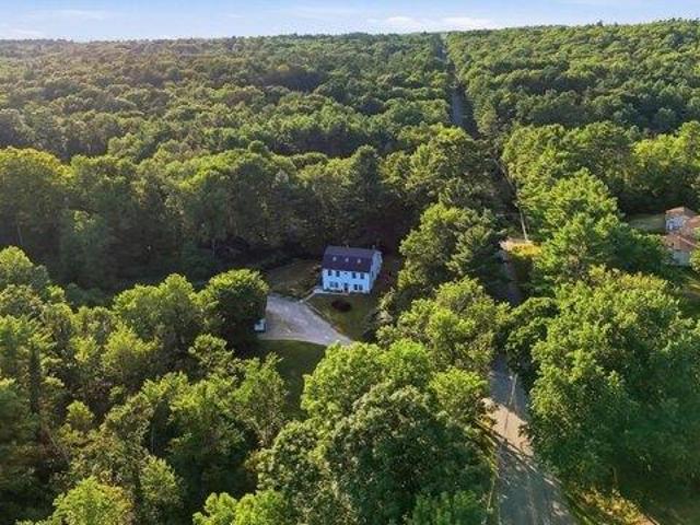 4 bedroom, New Gloucester ME 04260 105104903