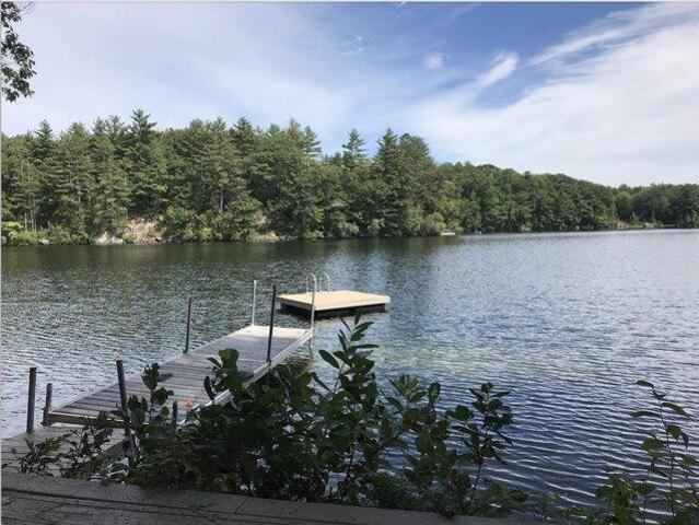 4 bedroom, New Hampton NH 03256 102372092