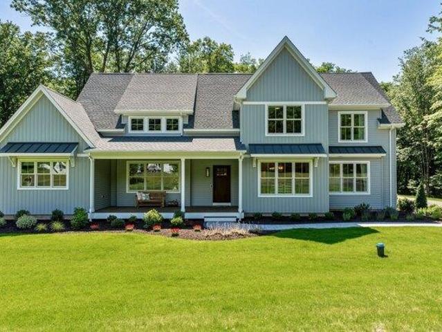 4 bedroom, New Hartford CT 06057 104440613