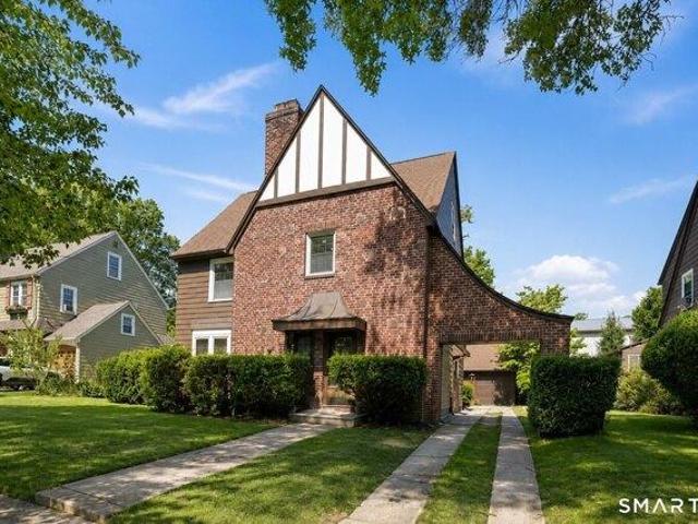 4 bedroom, New Haven CT 06511 104808387